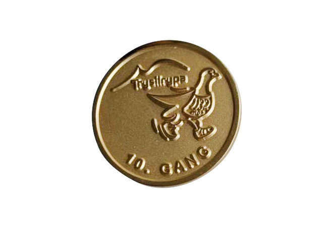 Die Struck Enamel Pins High Polished Die Cut Pin Badges | Shengde